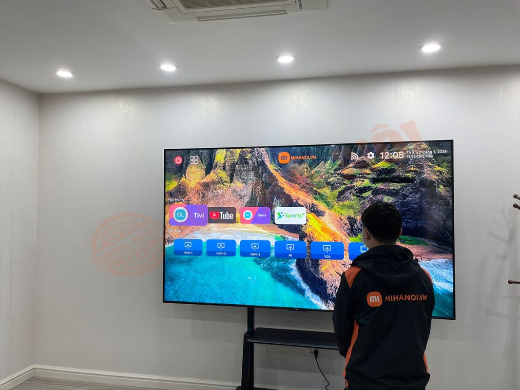 Tivi Xiaomi Redmi Max 100 inch - 4K, bộ nhớ 4+64GB, vi xử lý A73